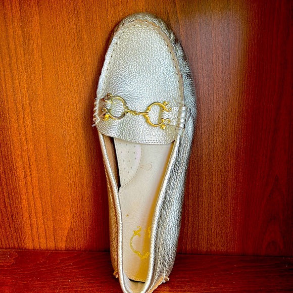 C. Wonder | Shoes | C Wonder Silver Summer Slides Great Condition Size 8 | Poshmark